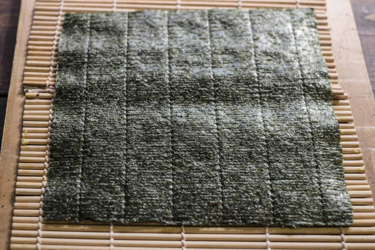 Makizushi: Simple and Easy Recipe to Make Sushi Rolls at Home - Best ...